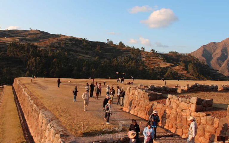 EL CENTRO ARQUEOLÓGICO DE CHINCHERO